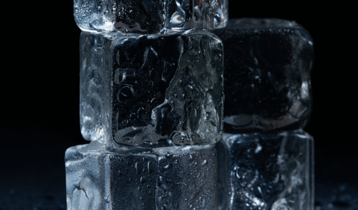 What’s the Difference Between Ice Blocks and Crushed Ice? - Ice Dry Ice
